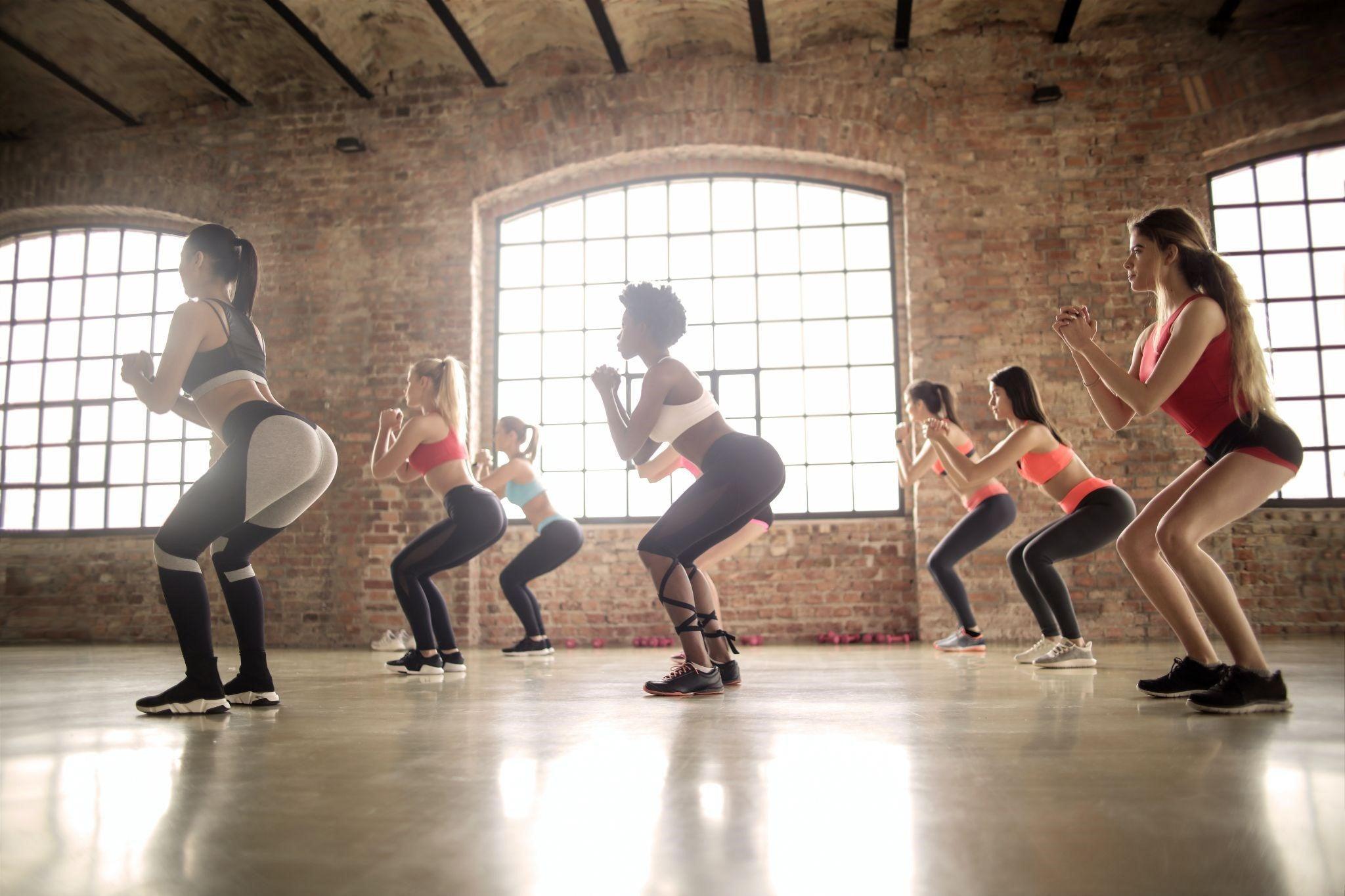 Squat and Skip: 15-Minutes Squat and Skip Workouts to Challenge You ...